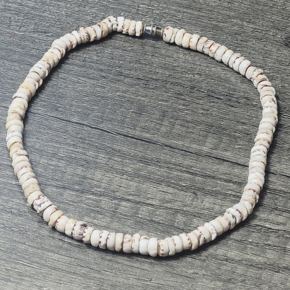 Accessories | Retro Tiger Puka Shell Choker Necklace Vintage Necklace ...